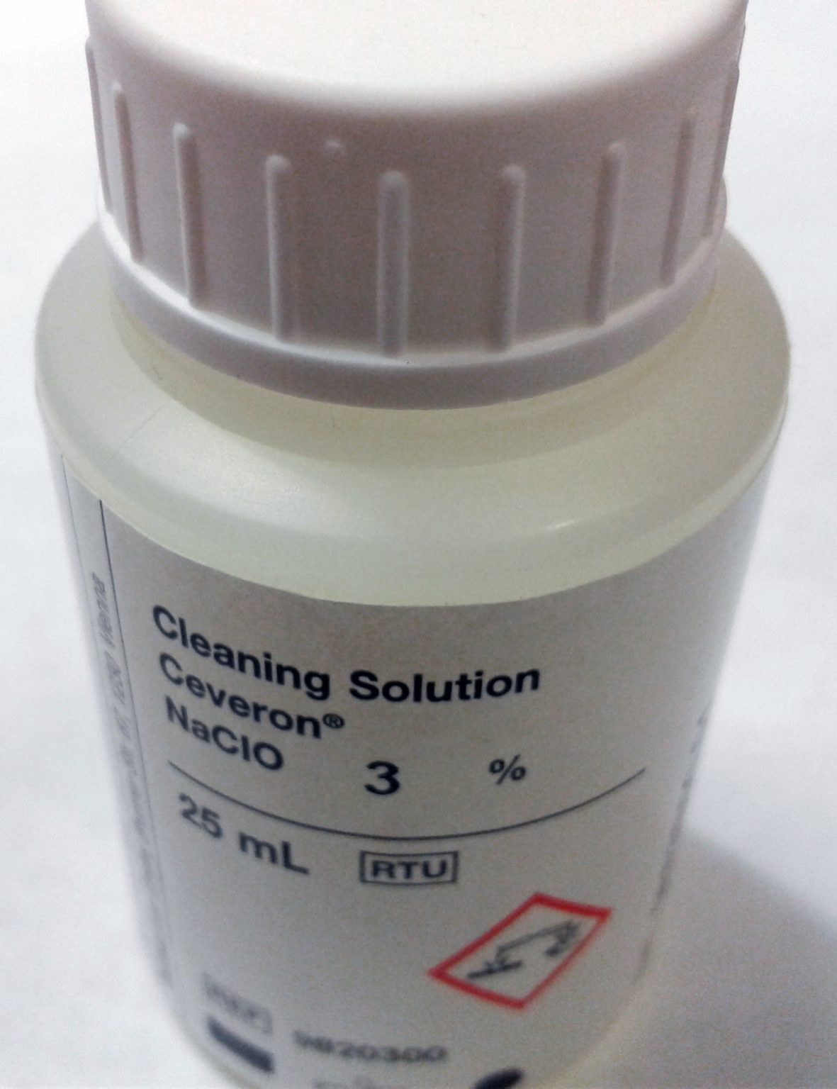 Ceveron® alpha Cleaning Solution - Diapharma